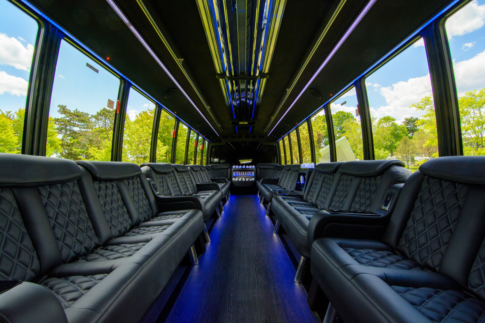 Limo Coach Bus (Party Bus) - Michael's Limousine Company | Airport Limo ...